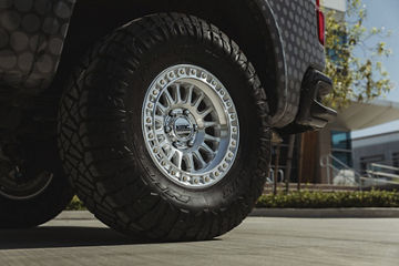 2020 Chevrolet Silverado - KMC IMS - Silver | KMC Wheels